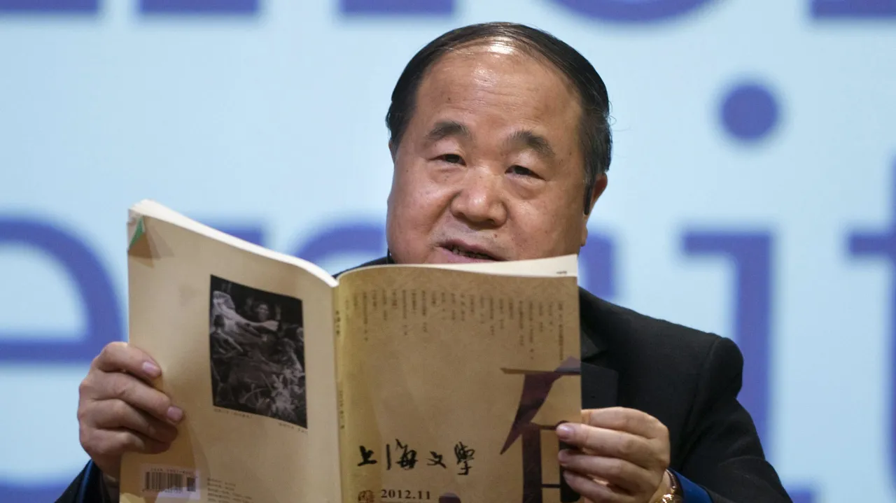 Pro jedny je pročínský moc, pro jiné málo. Nobelistu žalují, že uráží ...