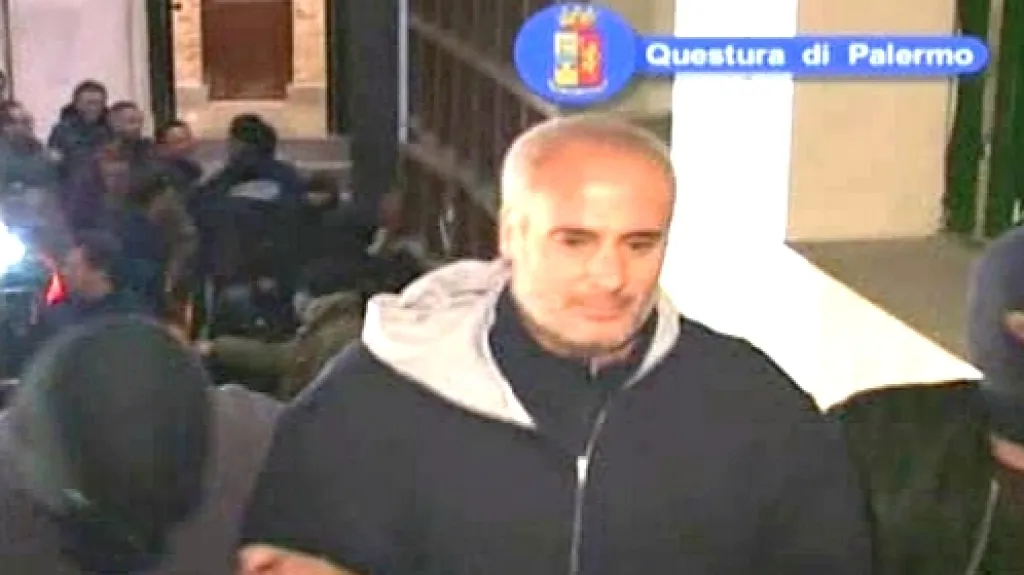 Italská policie zatkla dalšího hledaného mafiána — ČT24 — Česká televize