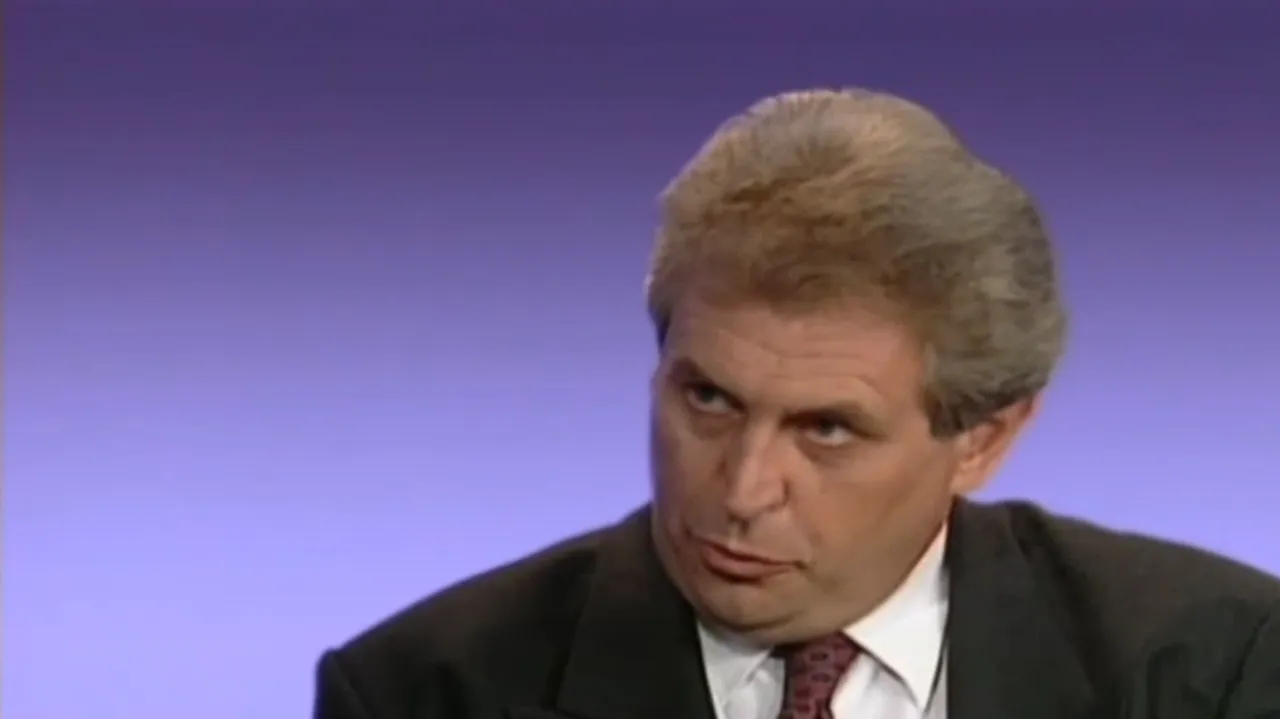 1996: Miloš Zeman vystoupil v debatě před volbami, po kterých se stal ...