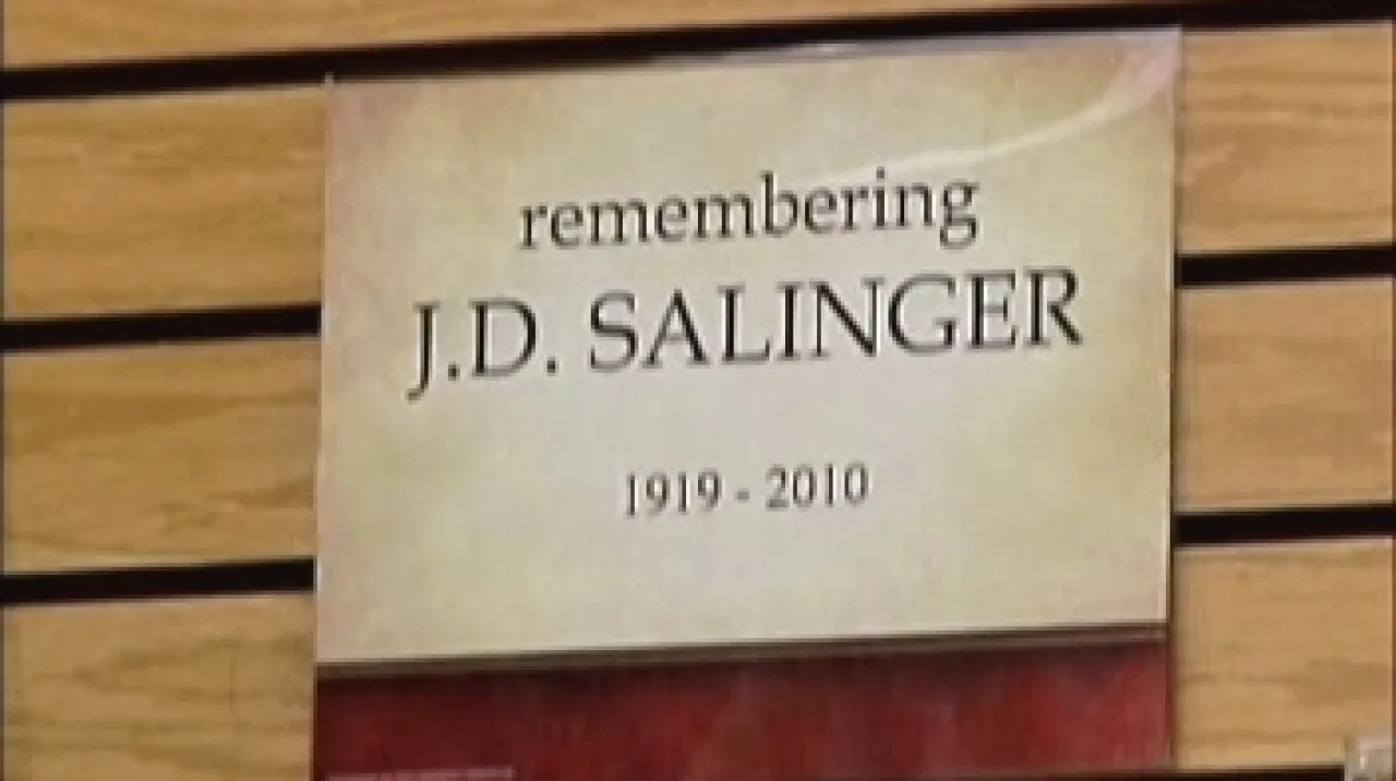 Zemřel J. D. Salinger, autor „bible americké mládeže“ — ČT24 — Česká ...