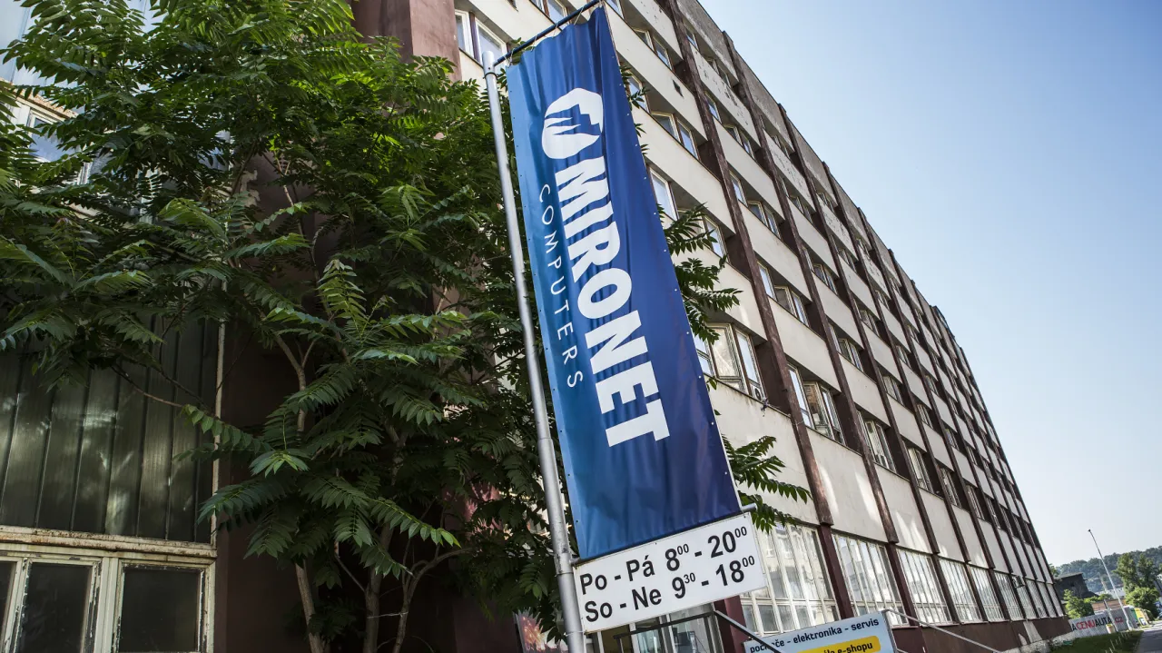 Mironet se dál soudí se státem, odškodné za policejní zásah může ...