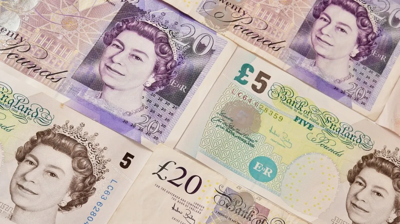 Pokud odejdete, přijdete o libru – vzkazuje Skotům Osborne — ČT24 ...