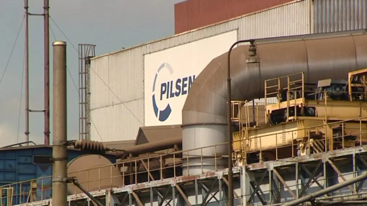 Na Pilsen Steel je nařízena exekuce — ČT24 — Česká televize