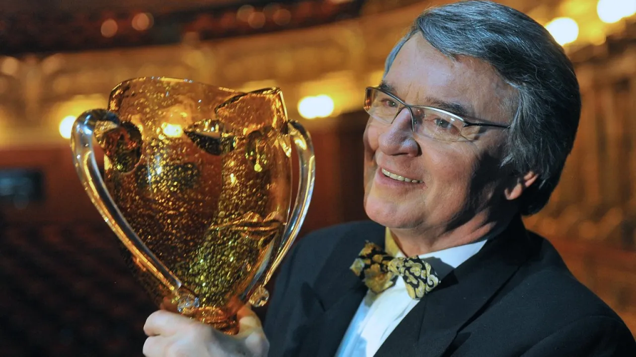 Vlastimil Harapes by rád klasický balet více zpopularizoval — ČT24 ...