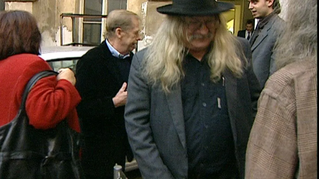 Magor Jirous - „nebezpečný kunsthistorik“ — ČT24 — Česká televize