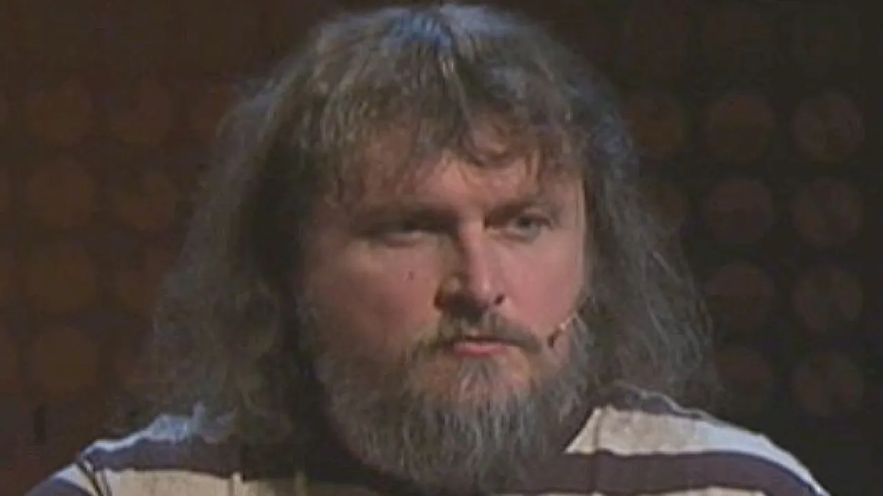 „Divadlo vzniklo z kostela,“ říká farář Štěpán Hájek — ČT24 — Česká ...