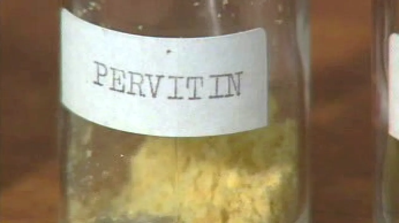 V Česku je zas o dvě varny pervitinu méně — ČT24 — Česká televize