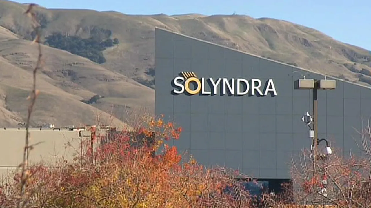 Solyndra: Příběh politiky zelené energie, který však dopadl černě — ČT24 — Česká televize