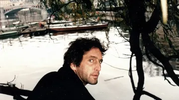 Tomáš Vorel přestavěl Kamenný most — ČT24 — Česká televize