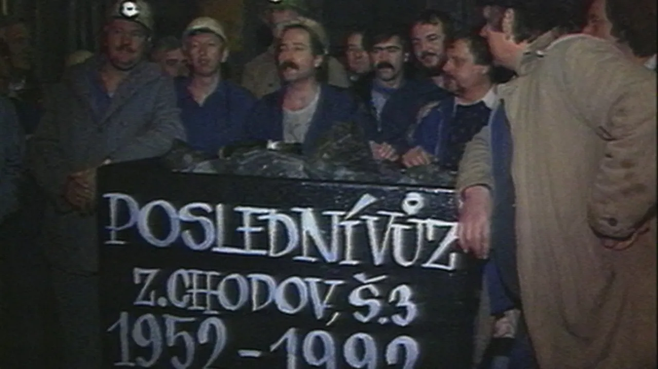 30 let zpět: Končí těžba uranu v Zadním Chodově — ČT24 — Česká televize