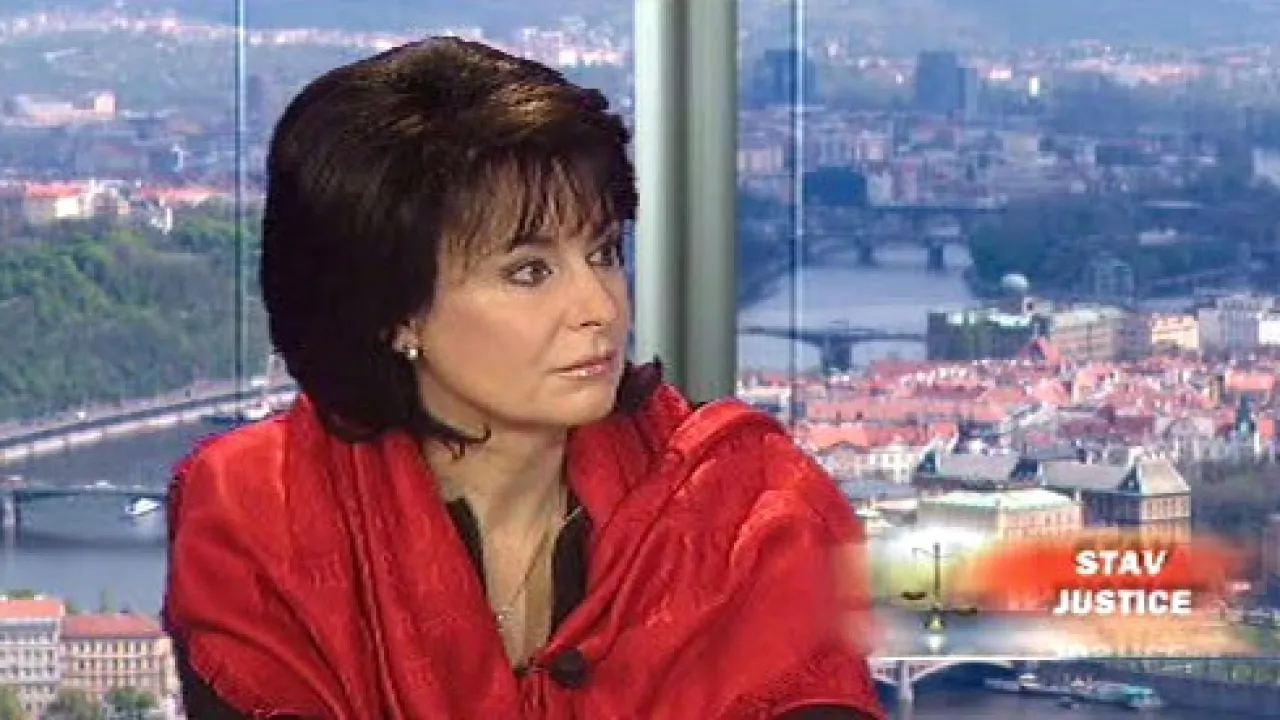 Osud Vesecké je zpečetěn, nahradit ji může Zeman — ČT24 — Česká televize