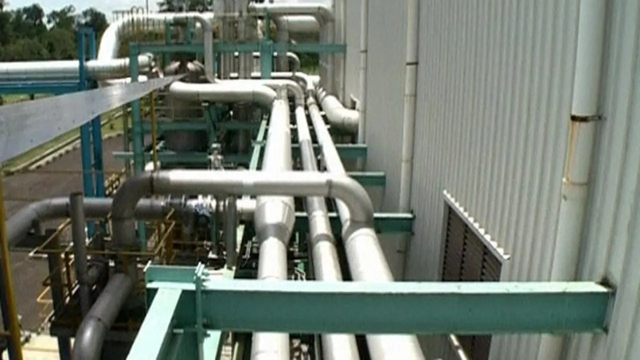 Nejen Island, i Indonésie sází na energii z vulkánů — ČT24 — Česká televize