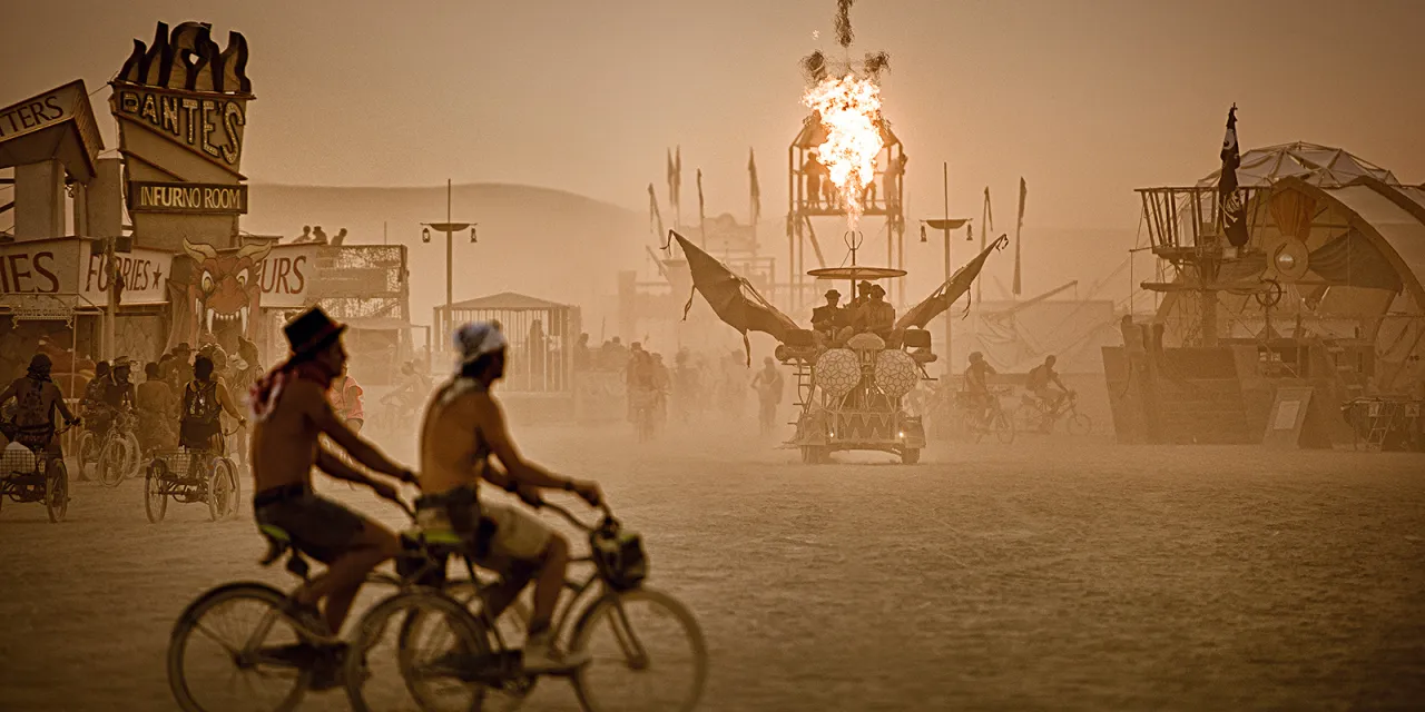 Životní styl podle Czech Press Photo: Burning Man, závislost na ...