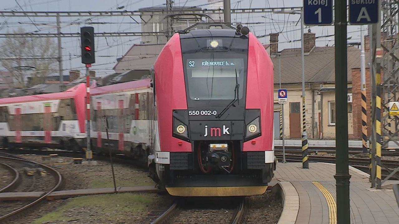 Vlaky na nejvytíženějších jihomoravských linkách chtějí provozovat ...