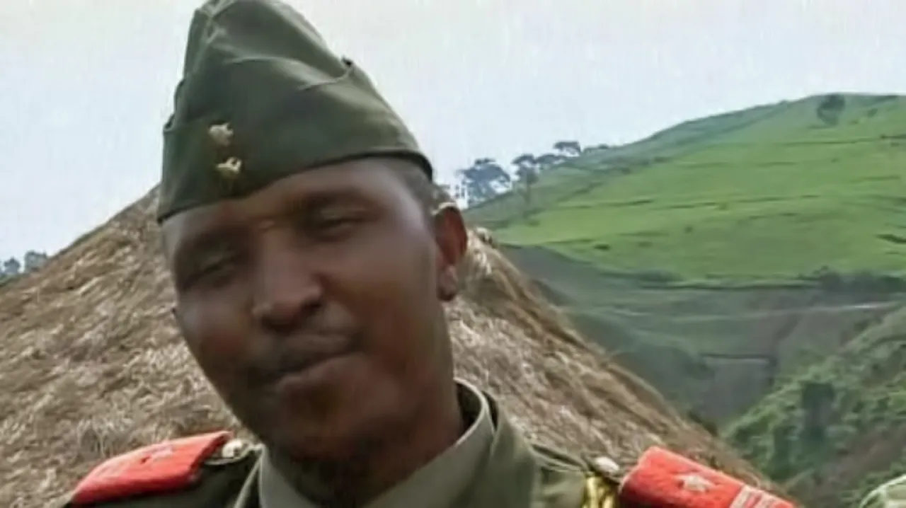 Terminátor míří do Haagu – kvůli zločinům proti lidskosti — ČT24 — Česká televize