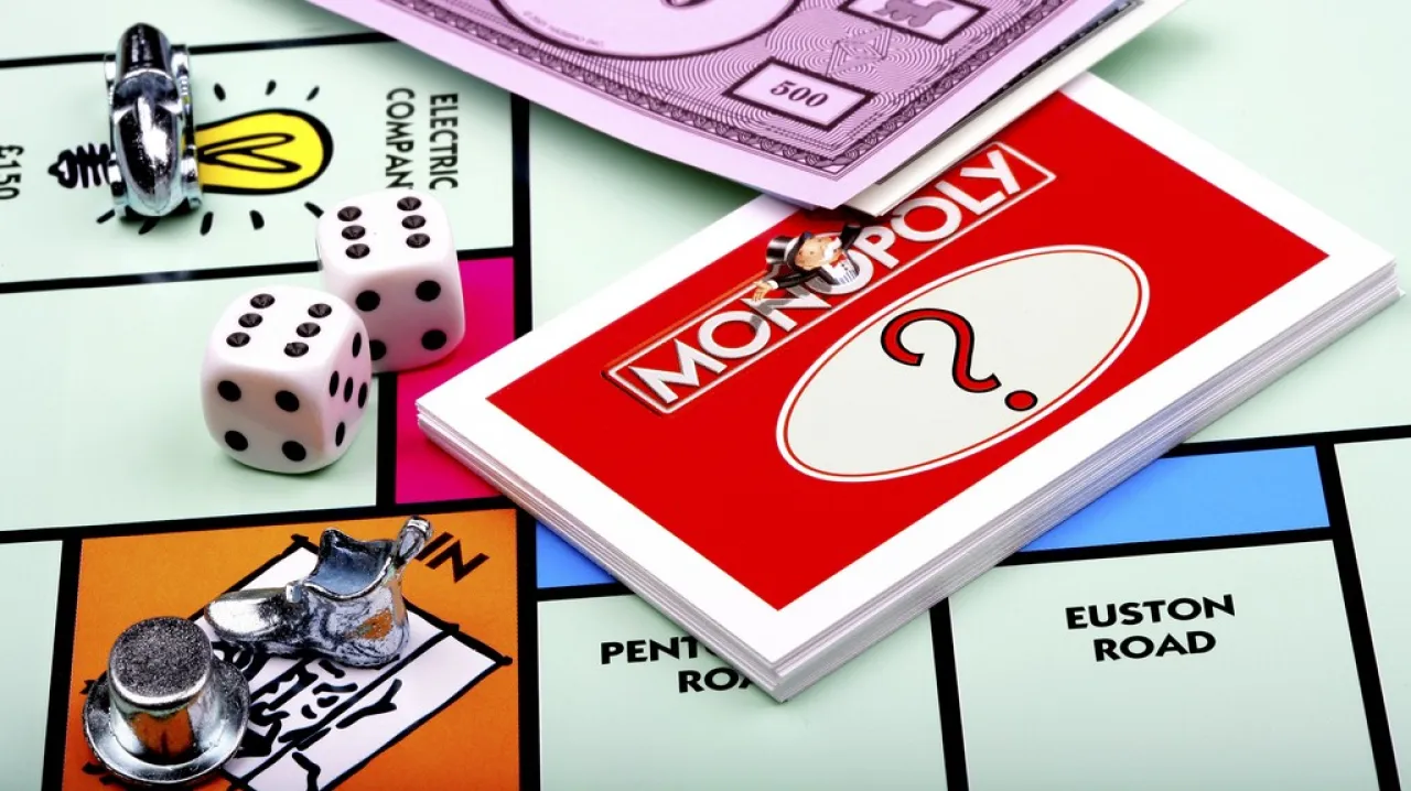 Monopoly - milionářem u jídelního stolu — ČT24 — Česká televize