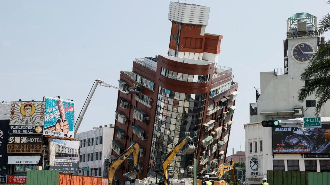 Počet obětí zemětřesení na Tchaj-wanu vzrostl na deset. K otřesu došlo ...