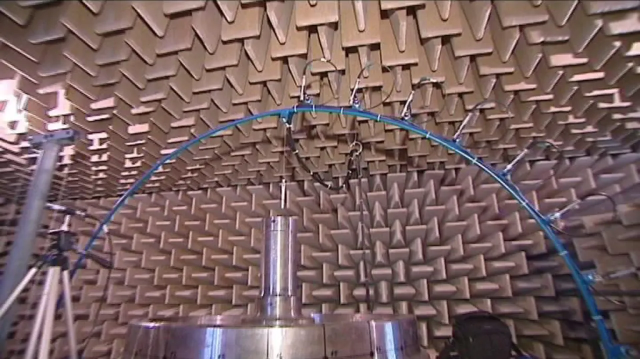 VŠB-TU Ostrava má tři unikátní high-tech laboratoře — ČT24 — Česká televize