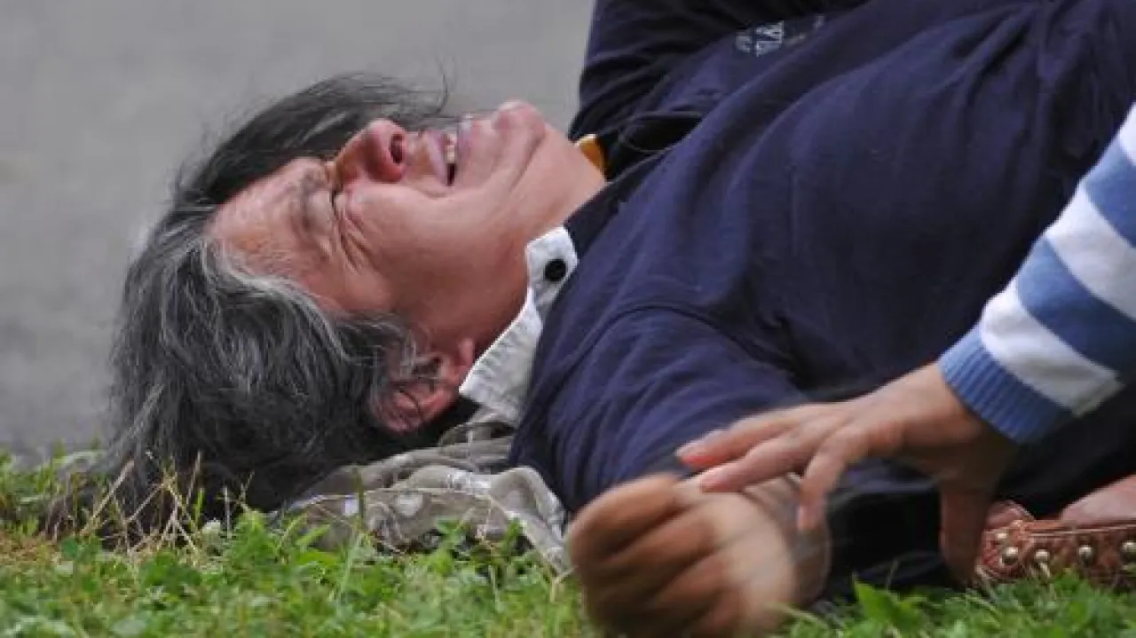 Rumunský Rom ve vinohradské nemocnici zemřel — ČT24 — Česká televize