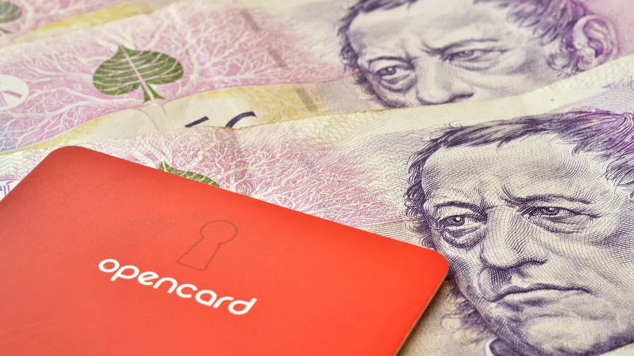 Dluhy za Opencard vyřeší EMS a Praha společným memorandem — ČT24 — Česká televize