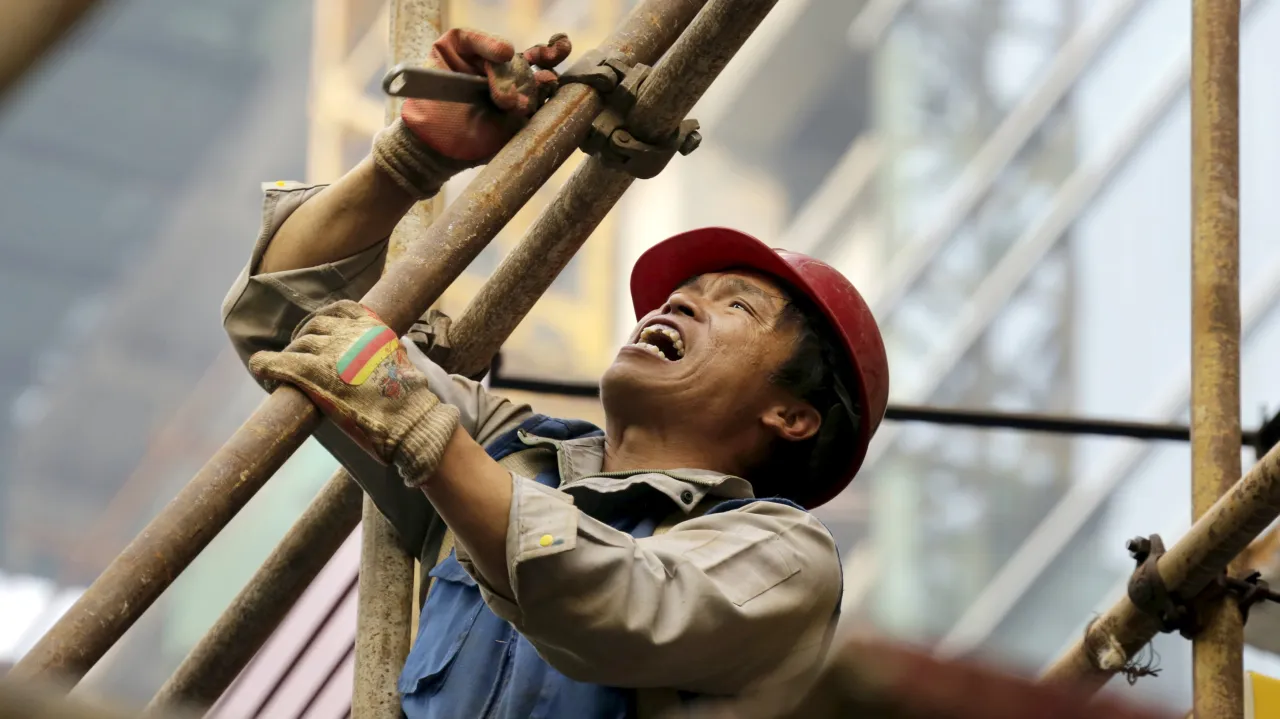 Čínské HDP sice předčilo odhady, ale je nejslabší od roku 2009 — ČT24 — Česká televize