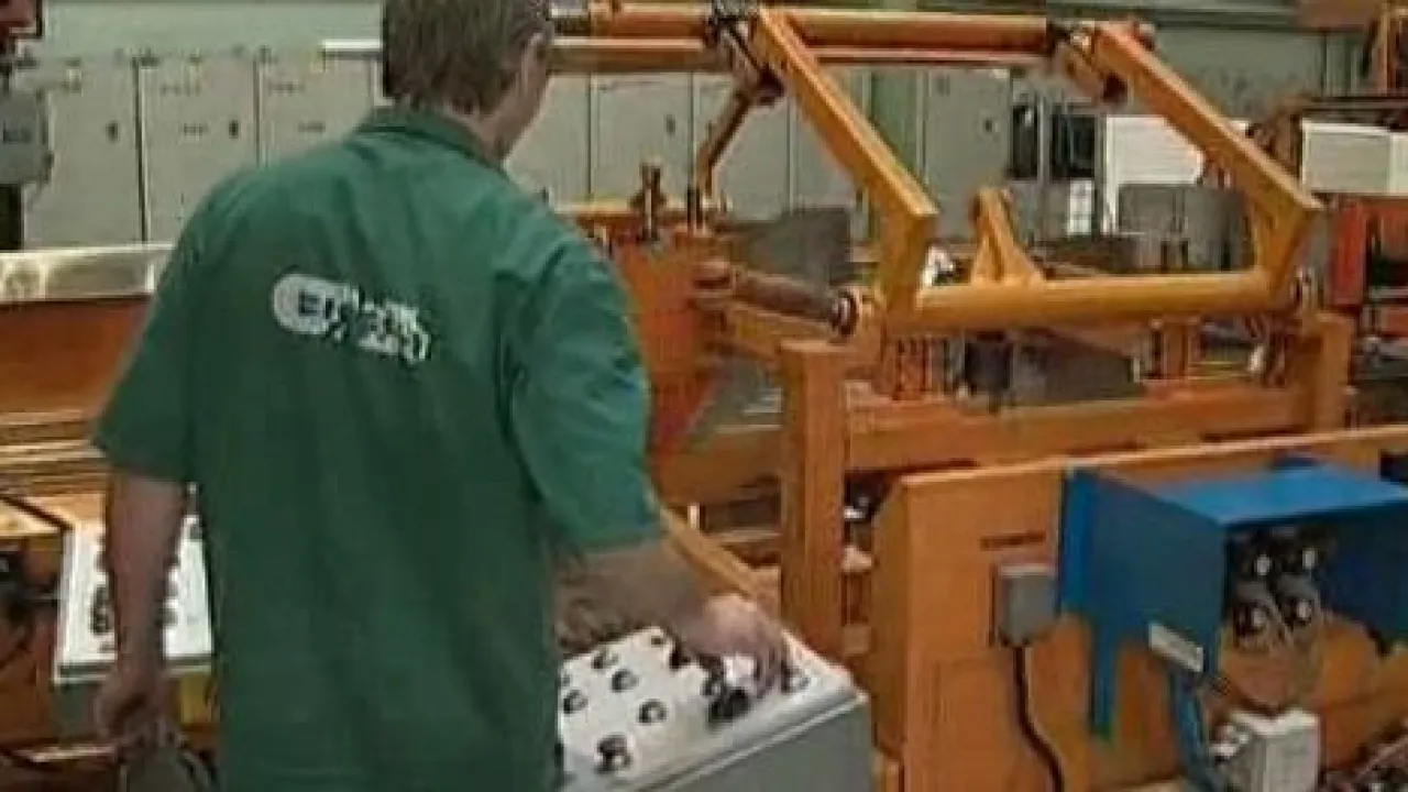 Lidé se bojí změn v celulózce Biocel Paskov — ČT24 — Česká televize