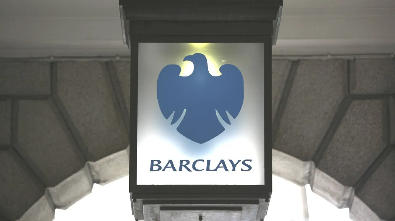 Barclays hrozí další astronomická pokuta, tentokrát 9 miliard korun ...
