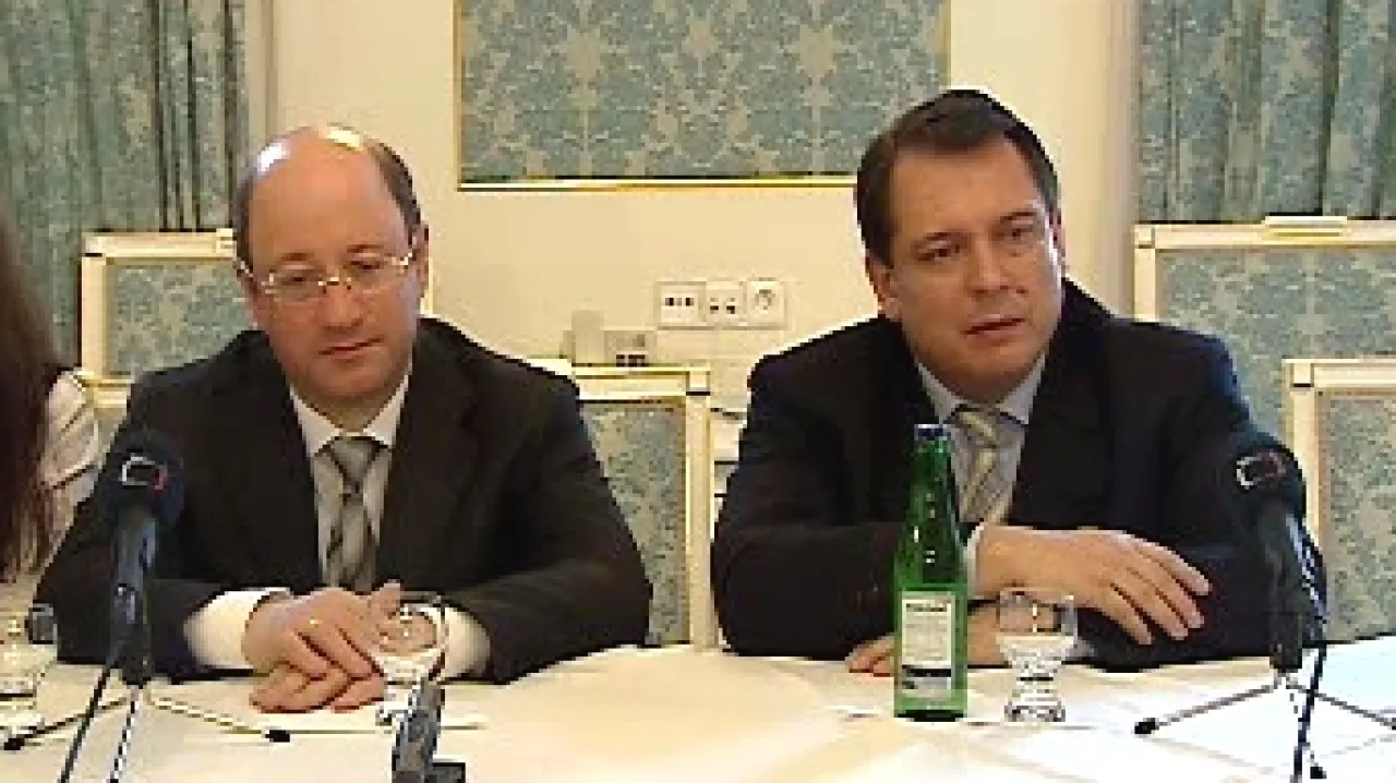 Paroubek i Babakov odmítli radar v Česku a samostatnost Kosova — ČT24 — Česká televize