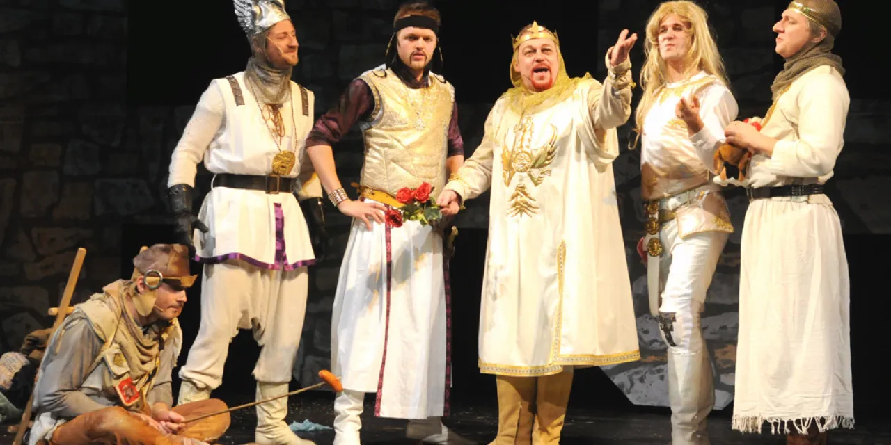 Monty Python hledají Svatý grál už i v Plzni — ČT24 — Česká televize