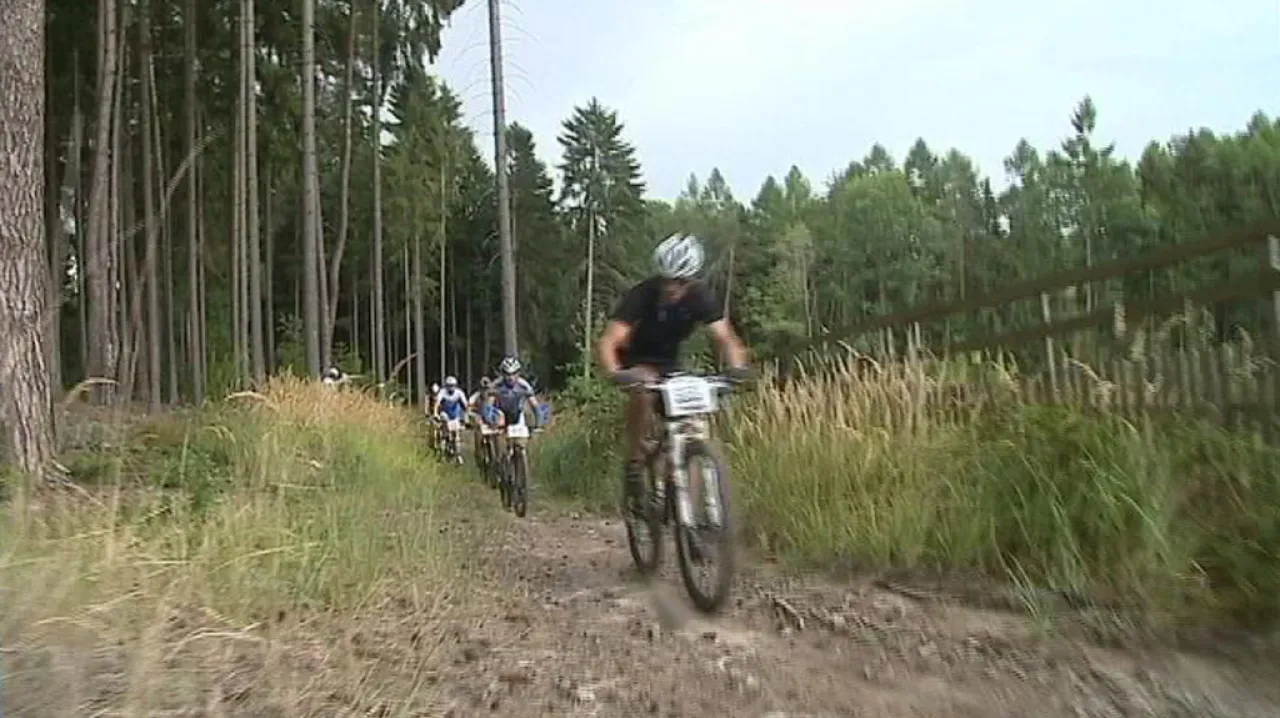 MTB: Bobr Bike 2012 vyhrál rožnovský Martin Haman — ČT24 — Česká televize