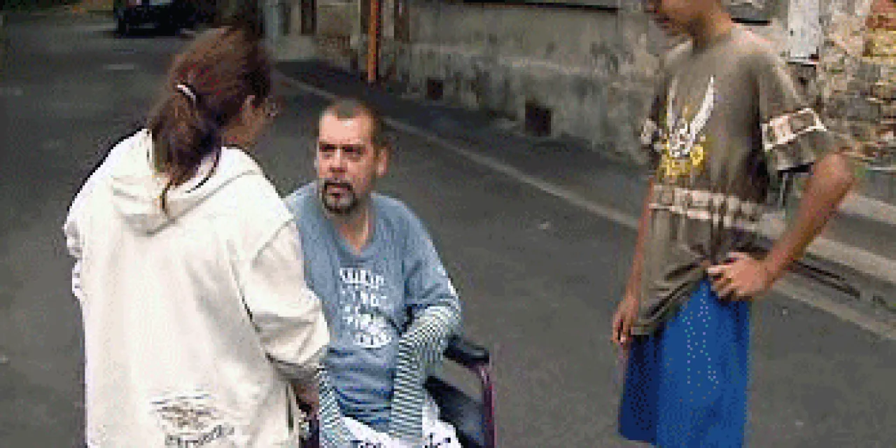 Vozíčkář Michal Grunza přišel kvůli dluhům o ubytovnu ve Slaném — ČT24 ...