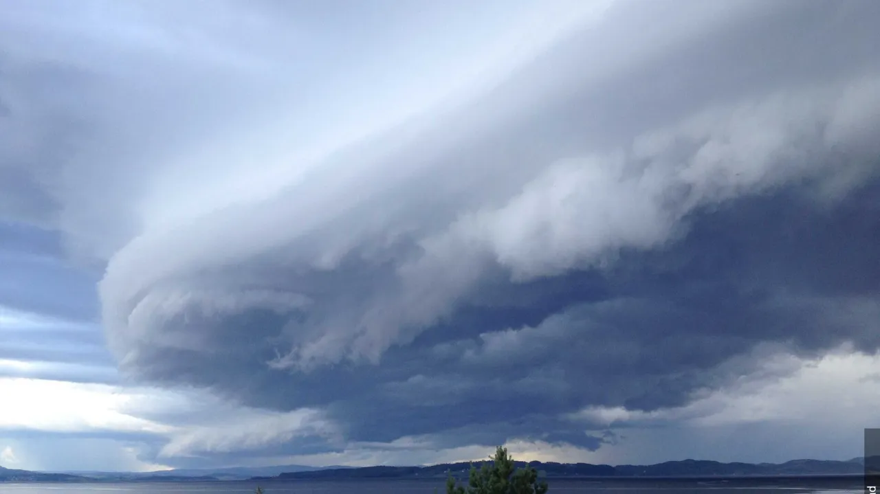 Atlas mraků: Fantastická oblaka a kde je najít — ČT24 — Česká televize