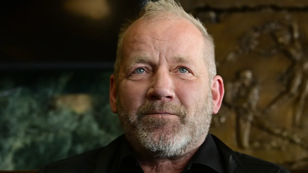 Ještě letní festivaly a konec. David Koller opouští Lucii — ČT24 ...