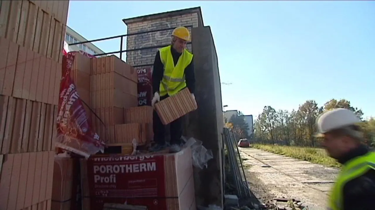 Renarkon shání práci pro vyléčené ze závislosti — ČT24 — Česká televize