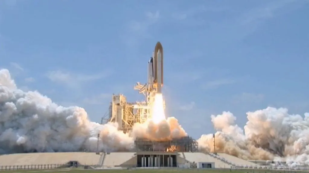 Z Bajkonuru odstartovala ruská raketa s americkým satelitem — ČT24 ...