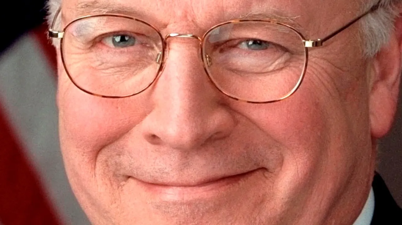 Bývalý viceprezident USA Cheney podepsal už v roce 2001 rezignaci ...