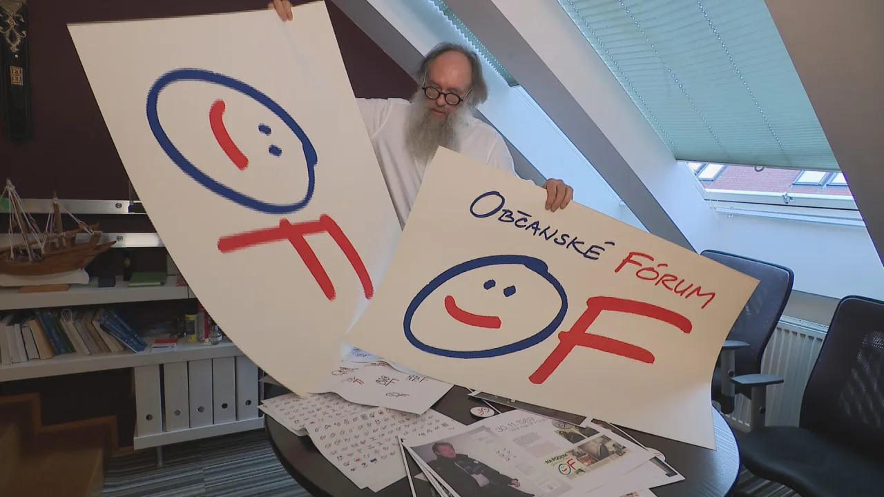 Logo Občanského fóra vzniklo z legrace, symbolizovalo nadšení — ČT24 ...