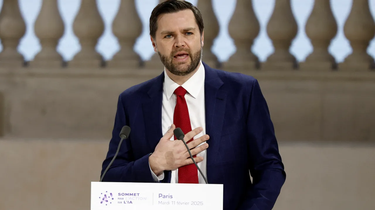 USA a Británie odmítly v Paříži deklaraci o AI — ČT24 — Česká televize