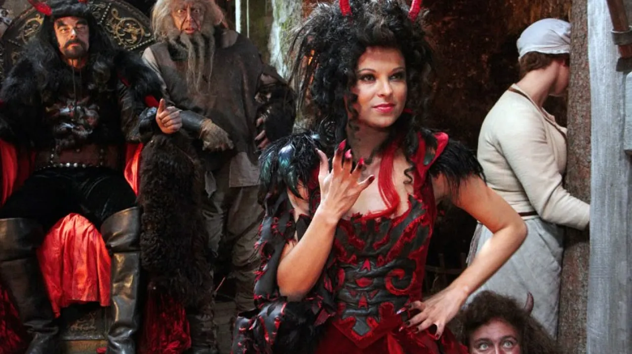 Na Štědrý večer v Pekle s princeznou — ČT24 — Česká televize