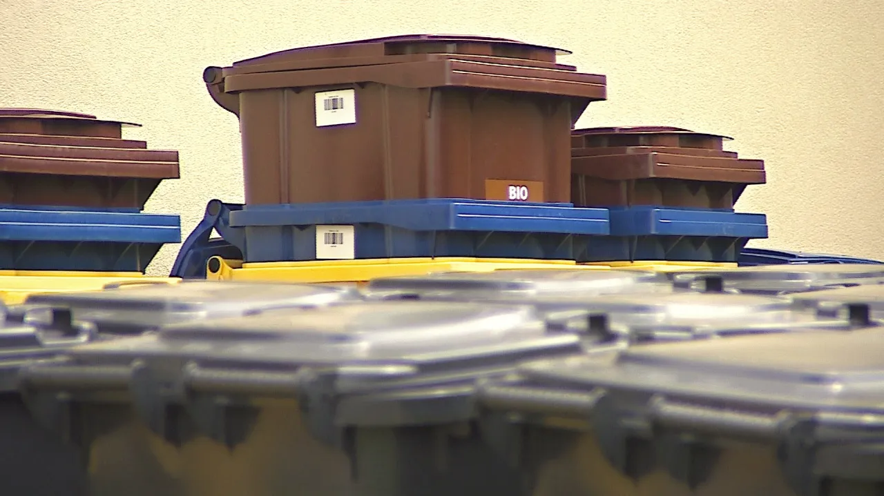 Ve městech roste zájem o třídění bioodpadu. Lidé tím také mohou ušetřit ...