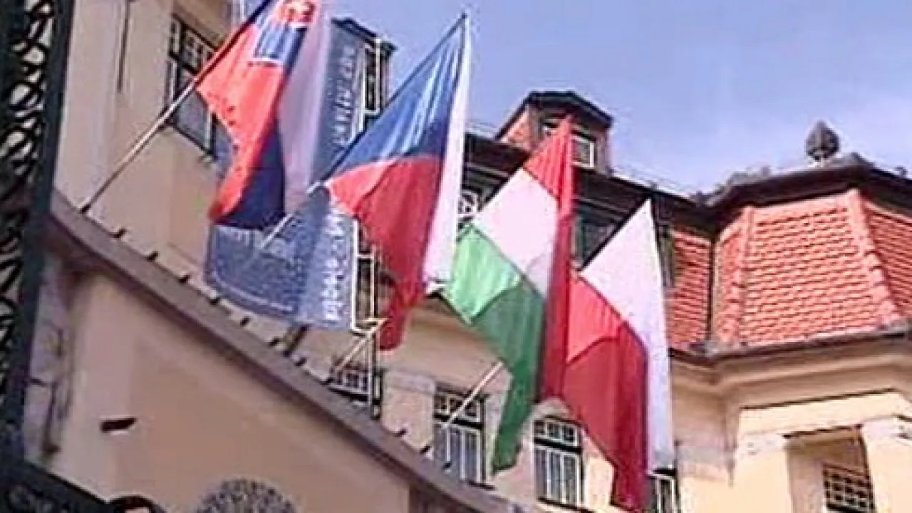 Visegrádská čtyřka vyzvala EU ke snížení závislosti na Rusku — ČT24 ...