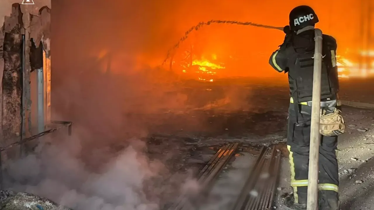 Při ruském útoku na Dnipro zemřeli nejméně tři lidé — ČT24 — Česká televize