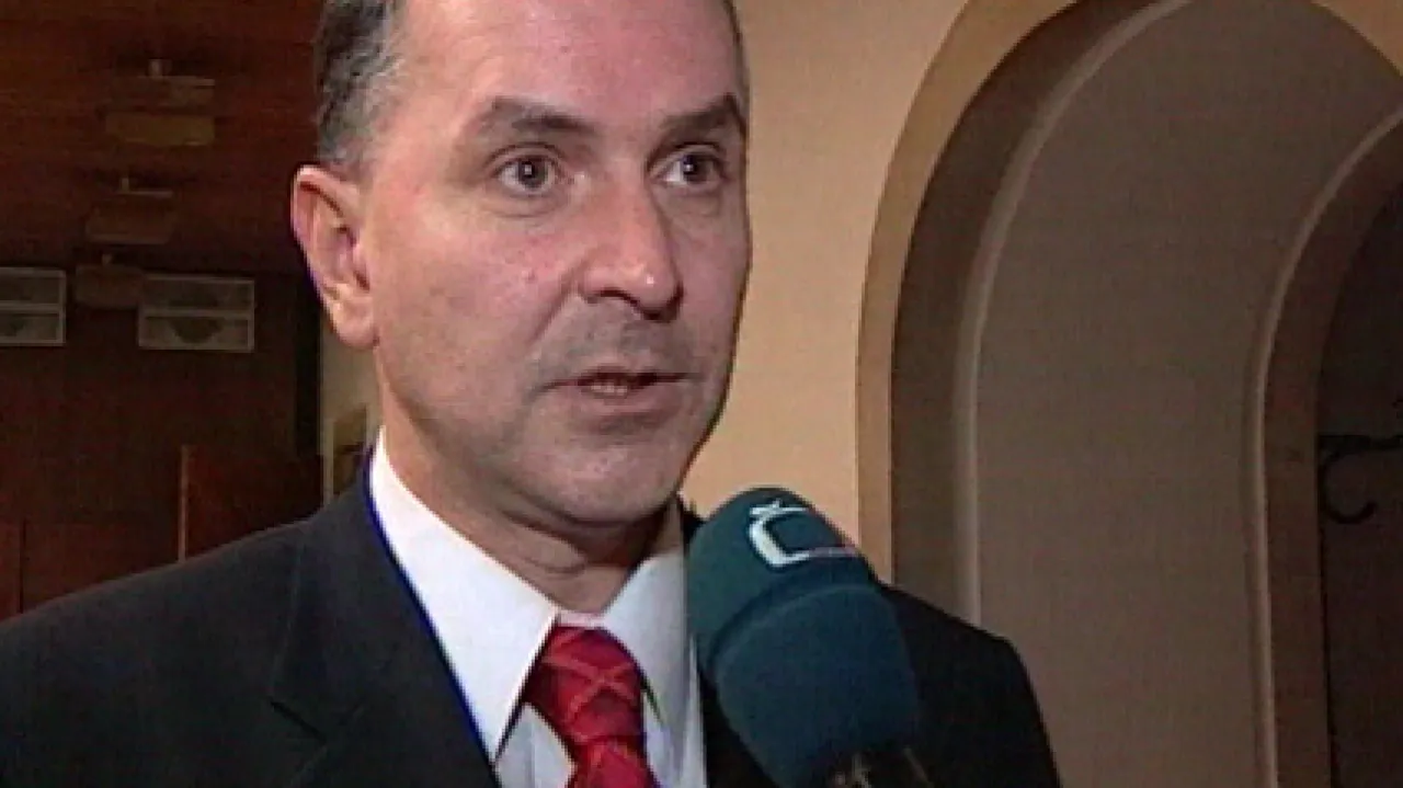 „Nebojím se rozhodovat,“ říká hejtman Stanislav Juránek — ČT24 — Česká ...