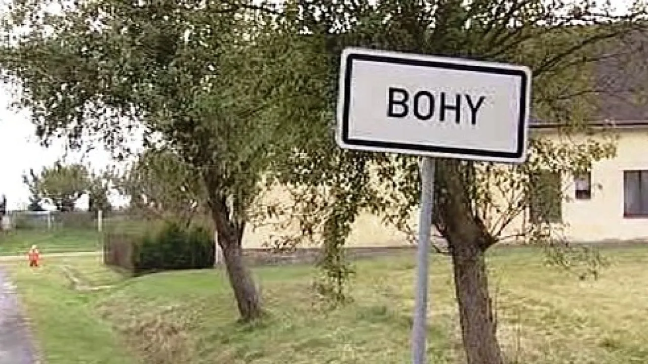 Bohy rozzlobilo kupčení s hlasy — ČT24 — Česká televize