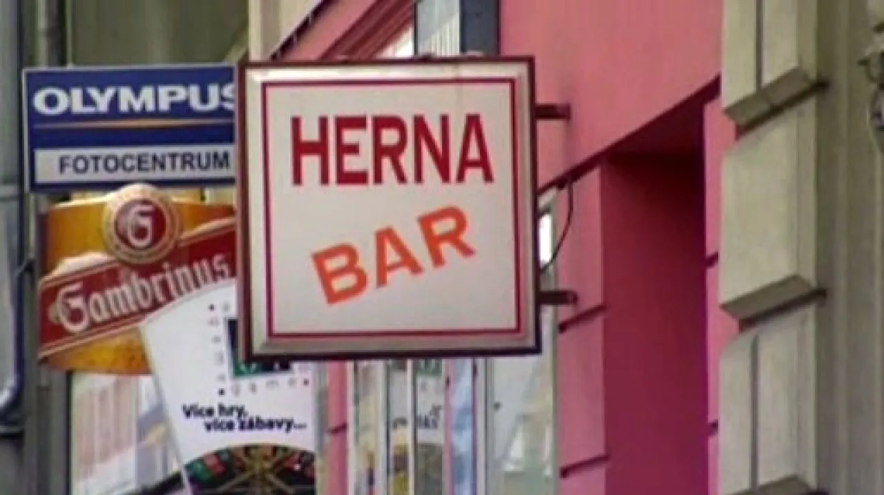 Karlovy Vary se dohadují o herny — ČT24 — Česká televize