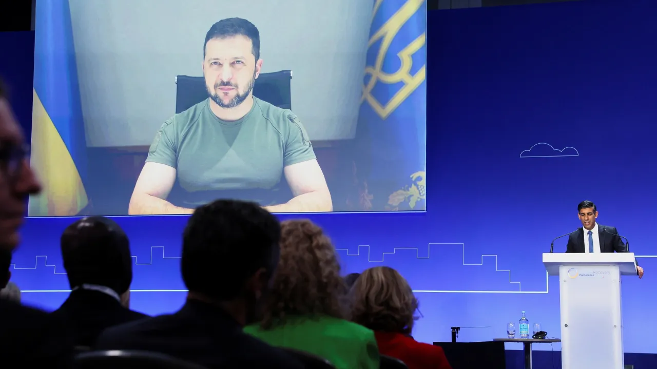 Stabilní Ukrajina pomůže Evropě k růstu, říká Zelenskyj. USA slíbily miliardy na obnovu země ...