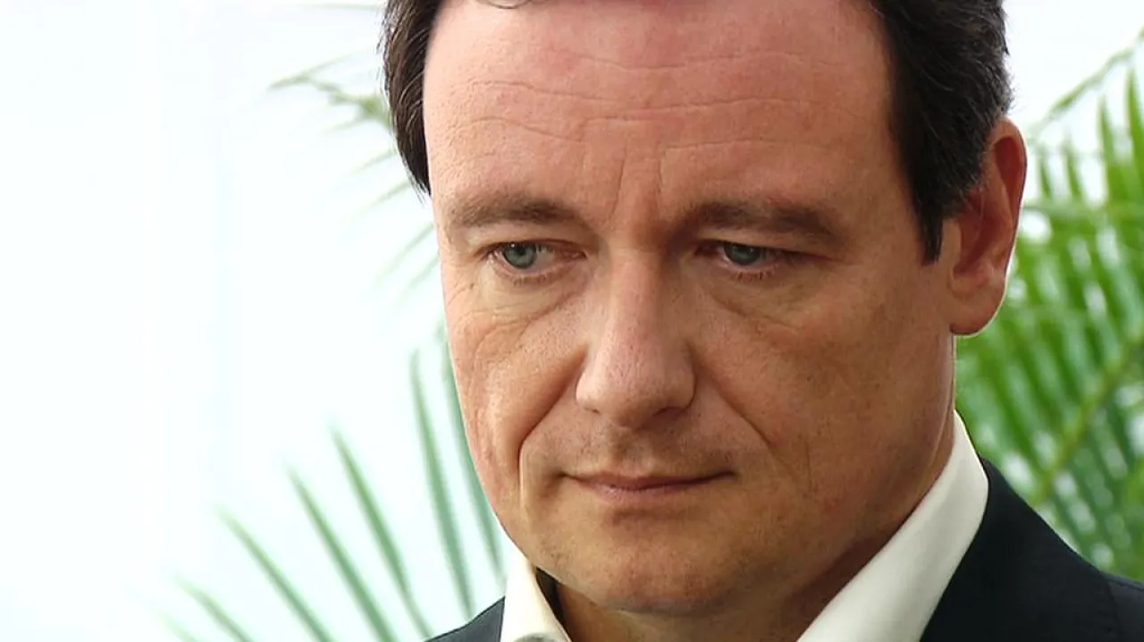 Rath: Úplatek jsem nepřevzal, v krabici mělo být víno — ČT24 — Česká ...