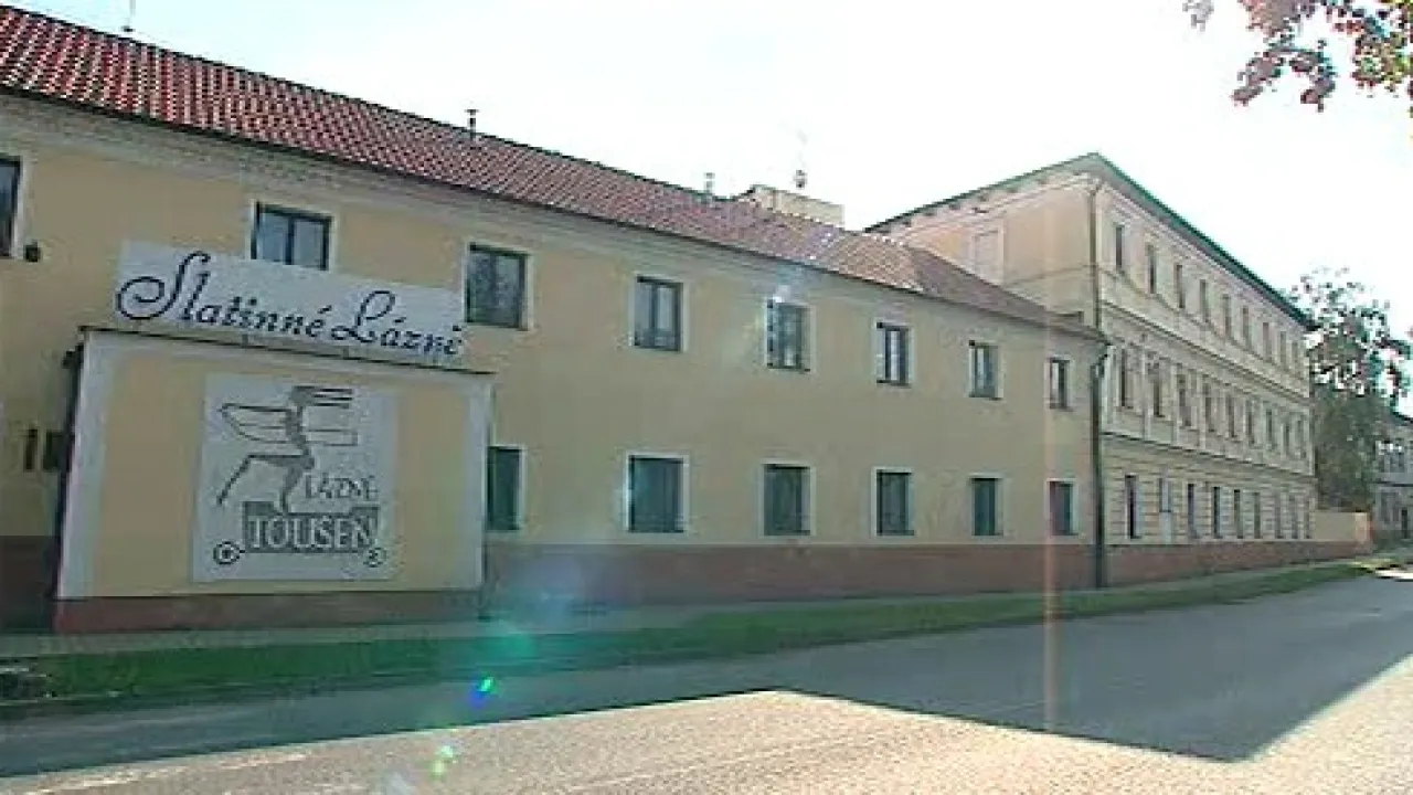 Boj o privatizaci Lázní Toušeň pokračuje, poslanci dnes nerozhodli ...