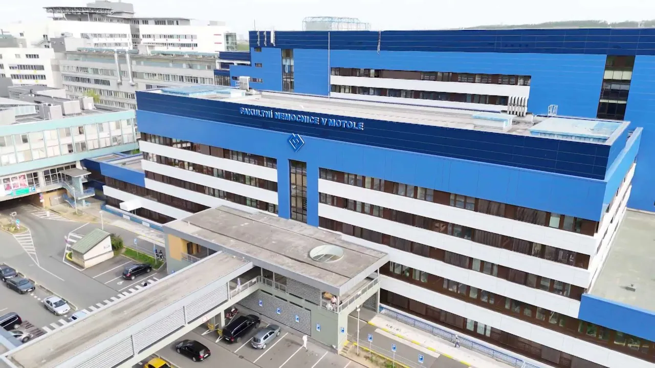 Reportéři ČT: Anonymy, které upozorňovaly na Motol, skončily v šuplíku ...