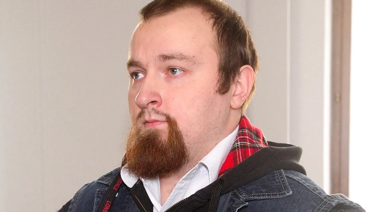 Za vraždu otce a macechy v Tymákově padl výjimečný trest — ČT24 — Česká televize